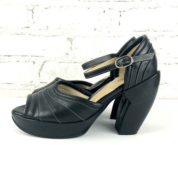 John Fluevog | Shoes | John Fluevog Rare 9s Lip Service Peep Toe Heeled ...